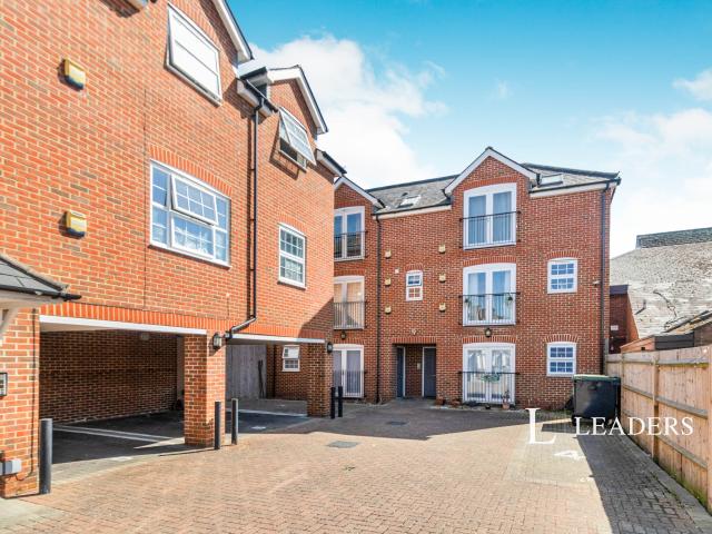 Studio to rent in Priory Mews, Guildford Street, Chertsey, KT16 | Leaders