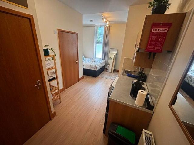 Studio To Rent In Queens Road, City Centre, Coventry, CV1
