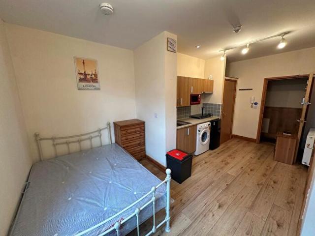 Studio To Rent In Queens Road, Studio, Coventry, CV1