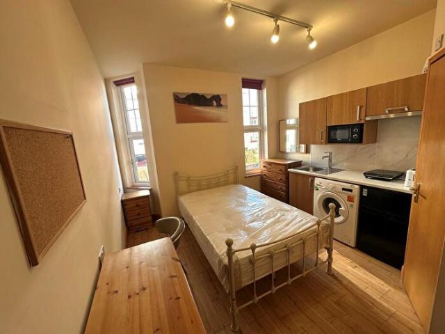 Studio To Rent In Queens Road, Studio, CV1