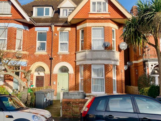 Studio to rent in Randolph Road, Boscombe, Bournemouth, BH1 | Leaders