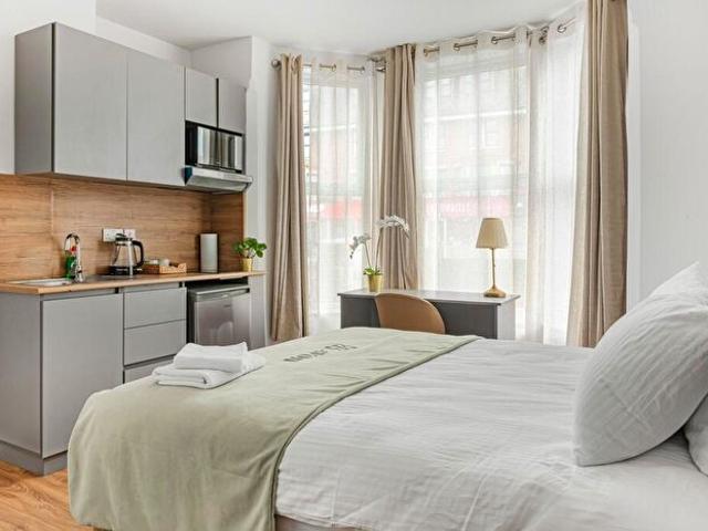 Studio To Rent In Radcliffe Road, West Bridgford, NG2