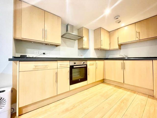 Studio to Rent in Reading Milman Road REL090092