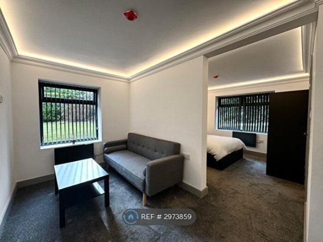 Studio To Rent In Reddicap Heath Road, Sutton Coldfield, B75