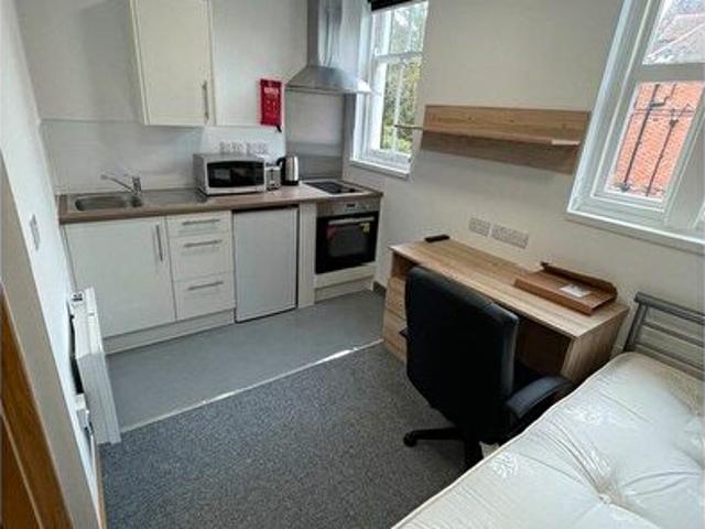 Studio To Rent In Regent Road, Leicester, LE1