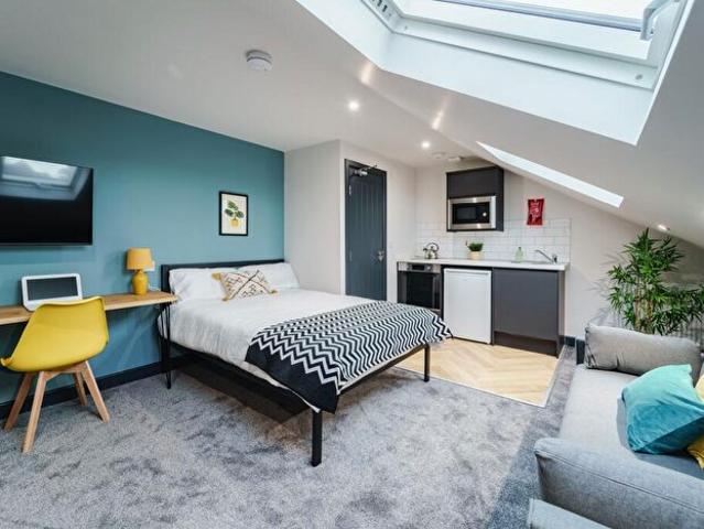 Studio To Rent In Room, Milton Street, DE22