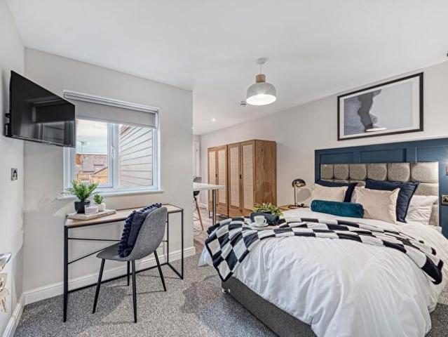 Studio To Rent In Room, Bennett Street, NG10