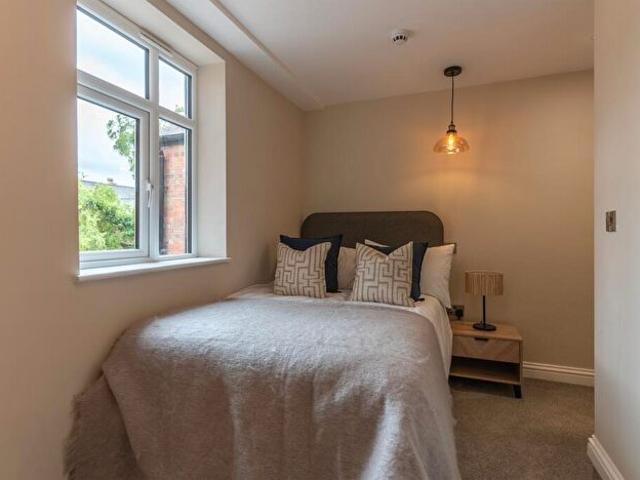 Studio To Rent In Room, Wolfa Street, DE22