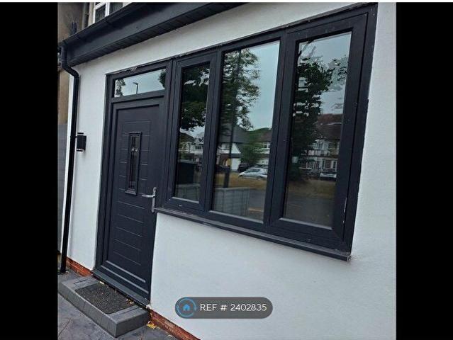 Studio To Rent In Robin Hood Lane, Birmingham, B28