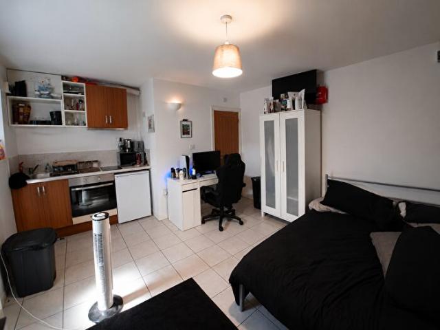 Studio To Rent In Roundhouse Road, Coventry, CV3