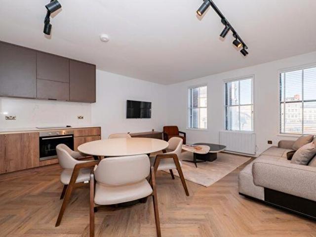 Studio To Rent In Royal House, LE1
