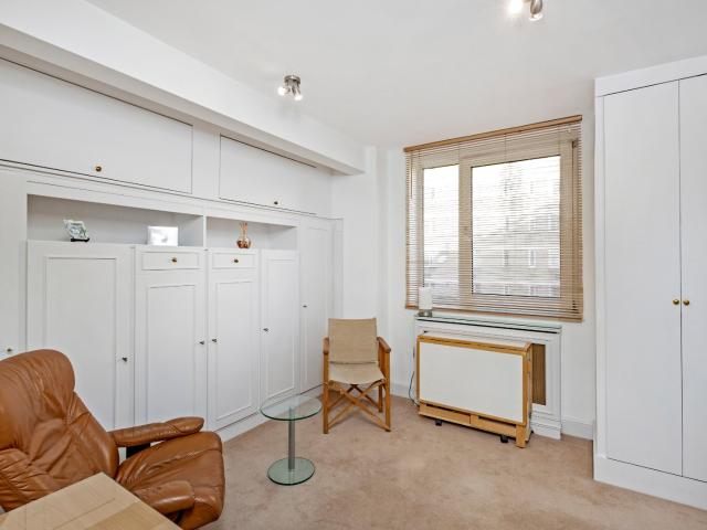 studio to rent in Sloane Avenue, Chelsea, London, SW3