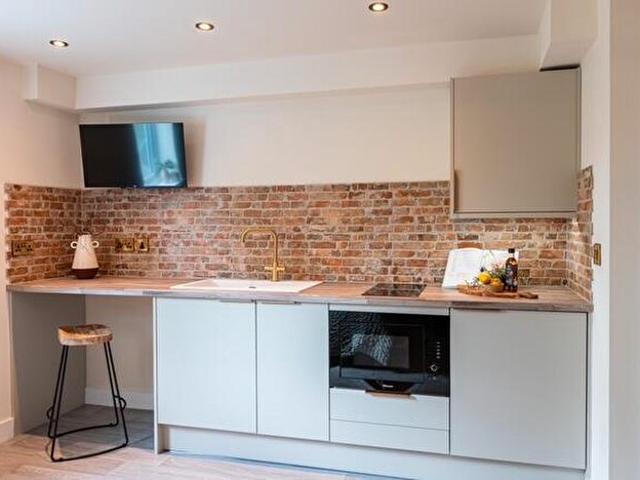 Studio To Rent In Slack Lane, Derby, Derbyshire, DE22