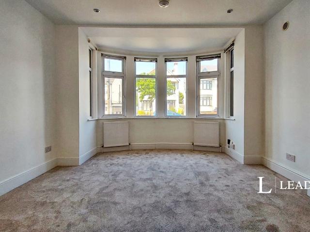 Studio to rent in Surbiton Avenue, Southend on Sea, Essex, SS1 | Leaders