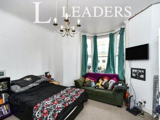 studio to rent Lansdowne Place, Hove, East Sussex, BN3
