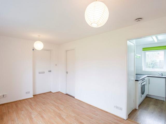 studio to rent Meadow Close, Trimley St. Martin, Felixstowe, IP11