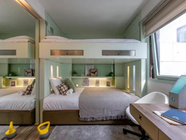Studio to rent on Chalk Farm Road, London