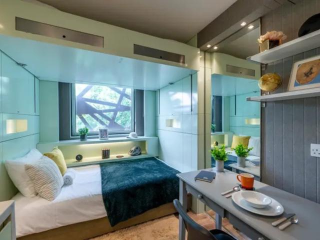 Studio to rent on Chalk Farm Road, London