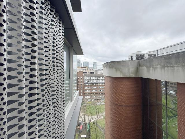 Studio to rent on Minories, London