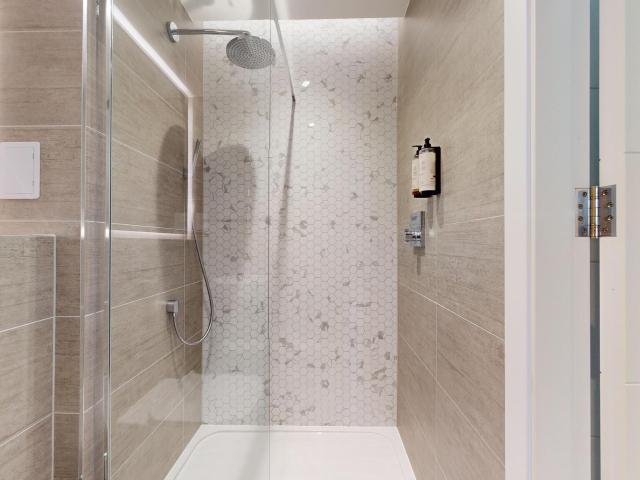 Studio to rent on New Horizons Court, London