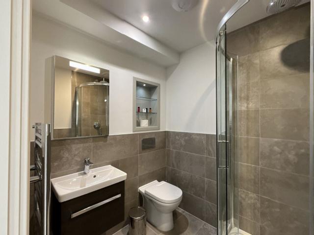 Studio to rent on Olympic Way, London