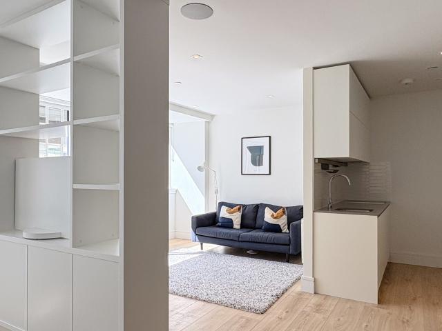 Studio to rent on Olympic Way, London