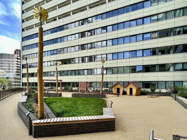 Studio to rent on Olympic Way, London