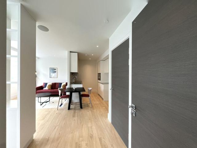 Studio to rent on Olympic Way, London