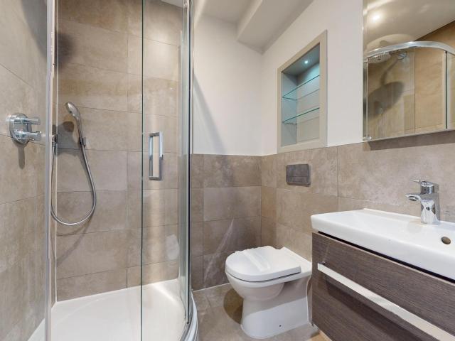 Studio to rent on Olympic Way, London