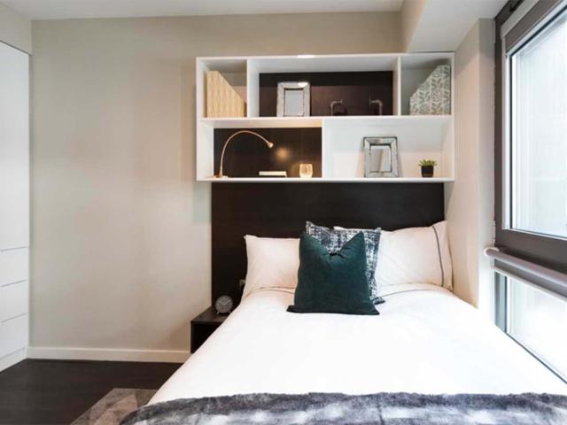 Studio to rent on Paul Street, London