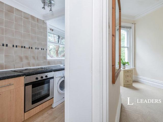 studio to rent Surrey Road, Bournemouth, BH2