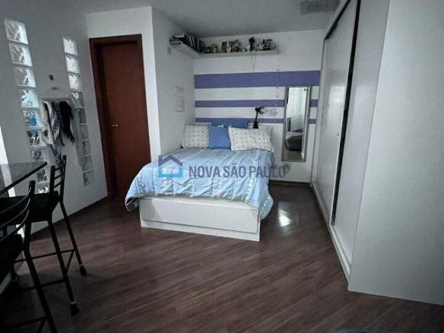 Studio tipo loft, 1 dormitório, sala com sacada gourmet. Metro conceicao !