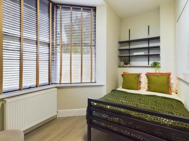 Studios at St. Catherines, Lincoln LN5 7 bed house to rent £3,718 pcm £858 pw