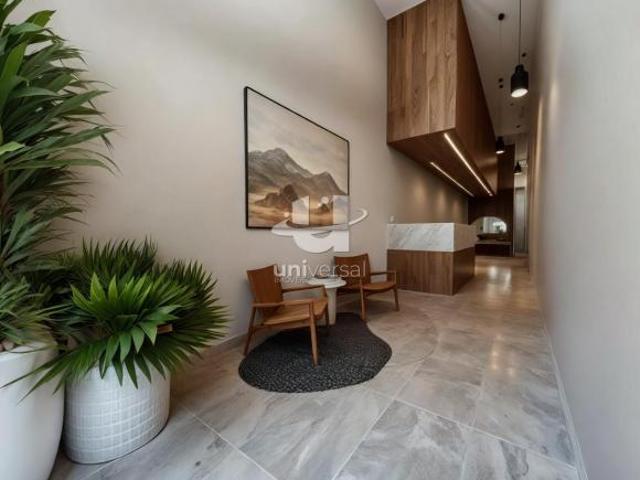 Studios com lazer no rooftop, coworking, lavanderia OMO