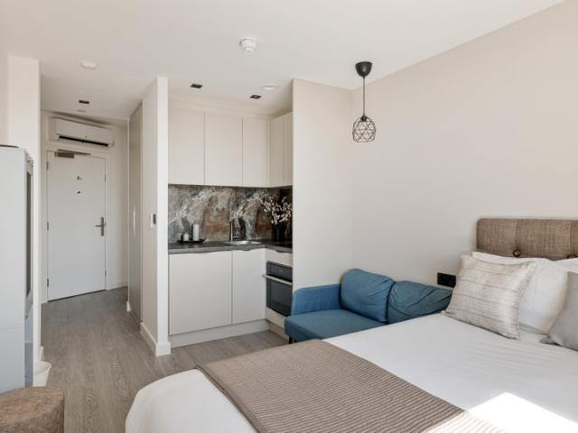 Studios in Harrow –Short Stays Available DIFF_RENT