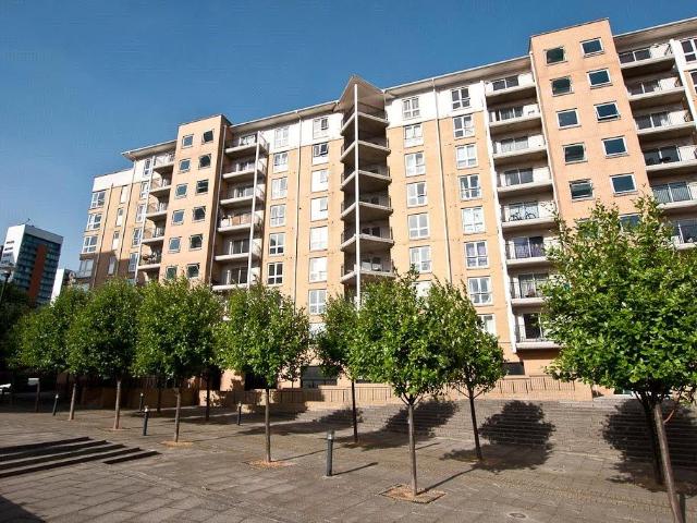 Studley Court, 5 Prime Meridian Walk. 2 bed flat to rent £2,250 pcm £519 pw