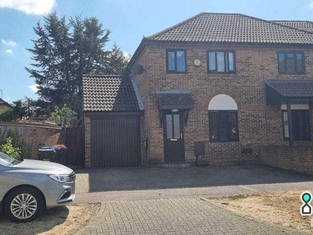 Studley Knapp, Walnut Tree, Milton Keynes, Buckinghamshire MK7, 3 bed semi detached house to rent, £1,575 pcm | PrimeLocation