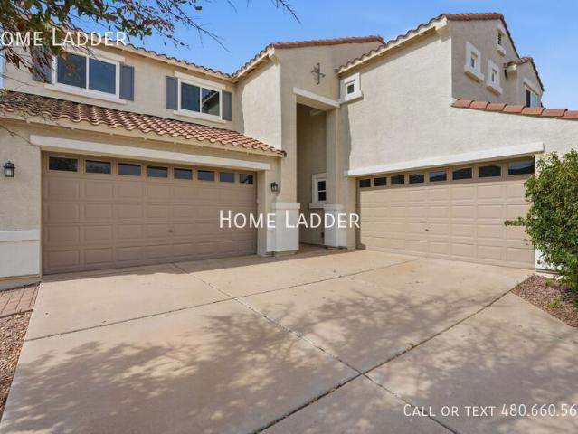 Stunning 4 Bedroom Home with Loft, Pool & 3 Car Garage!