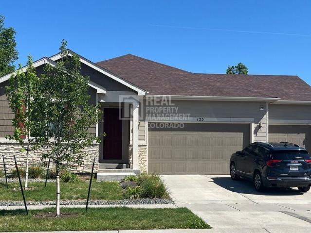 Stunning 5 Bedroom Home with Gourmet Kitchen & Covered Patio in Longmont