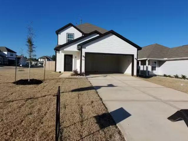 Stunning 5 Bedroom New Construction Home in a Vibrant, Sun Fil.