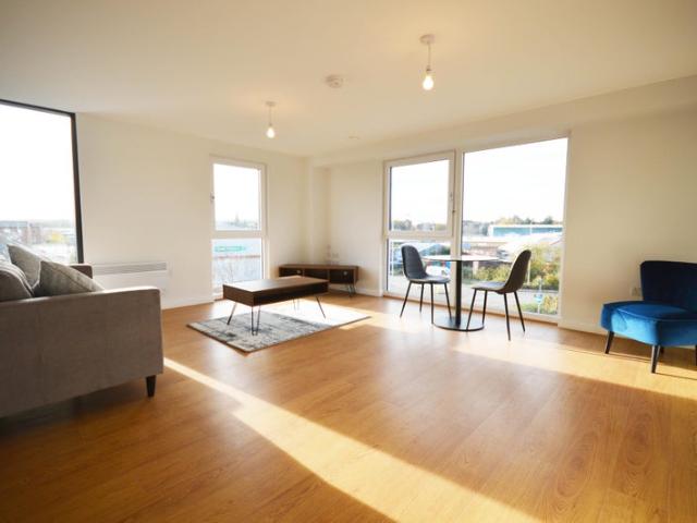 Stunning 1 Bedroom Apartment at Victoria Riverside
