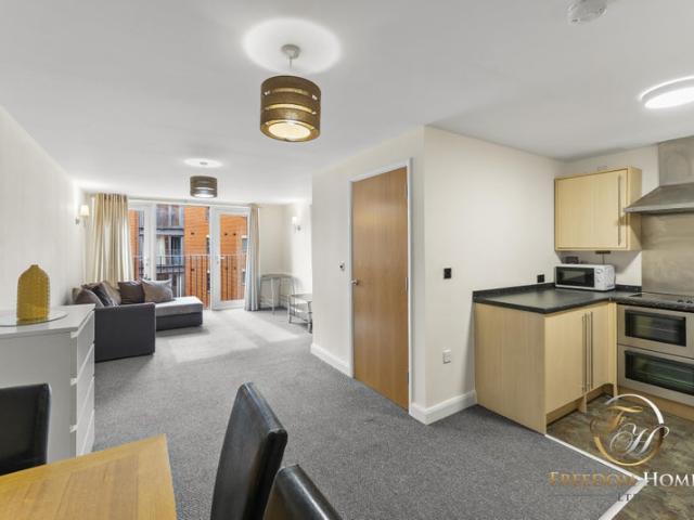 ⭐ Stunning 2 Bed Apartment with Parking | NG1 ⭐