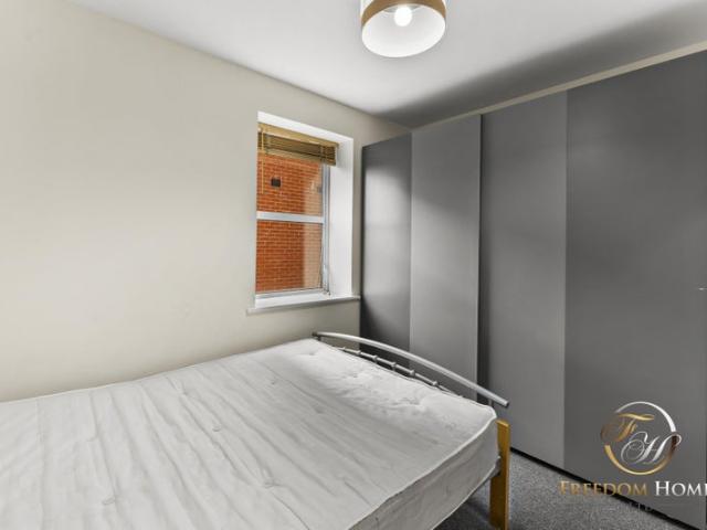 ⭐ Stunning 2 Bed Apartment with Parking | NG1 ⭐