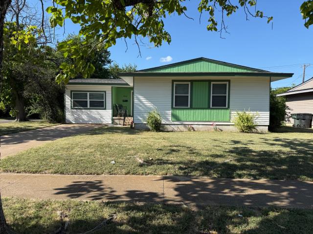 STUNNING 2 bedroom 2 bath in North Temple $1375