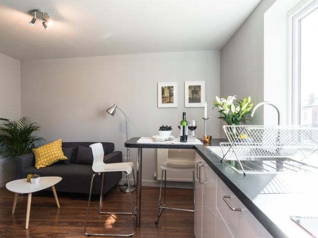 Stunning 2 Bedroom 2 Bathroom Home