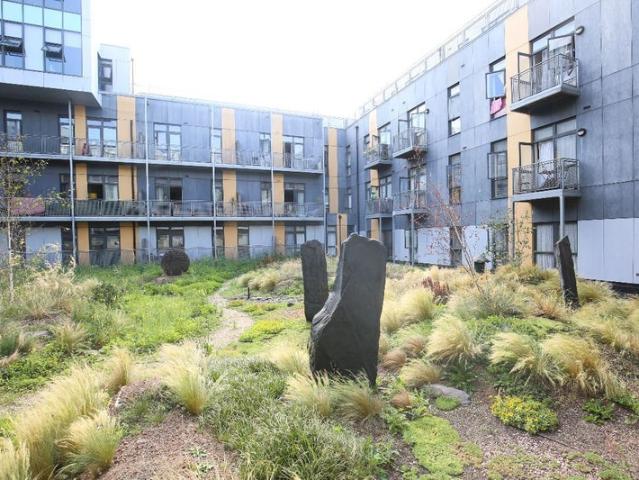 Stunning 2 bedroom apartment is Sussex Way N7