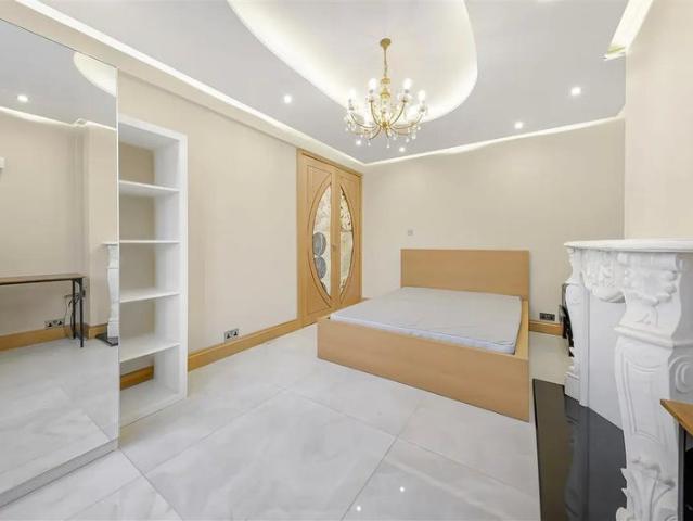 Stunning 2 Bedroom Flat Available St John's Wood