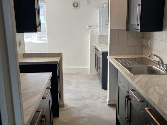 Stunning 2 Bedroom Flat in Ladbroke Grove