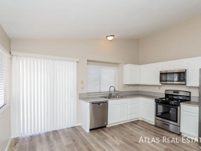 2 WEEKS FREE RENT IF MOVED IN BY 6/15/2026! STUNNING 3 Bedroom Home in a Prime Location at S. Nellis Blvd & E. Sahara Avenue!