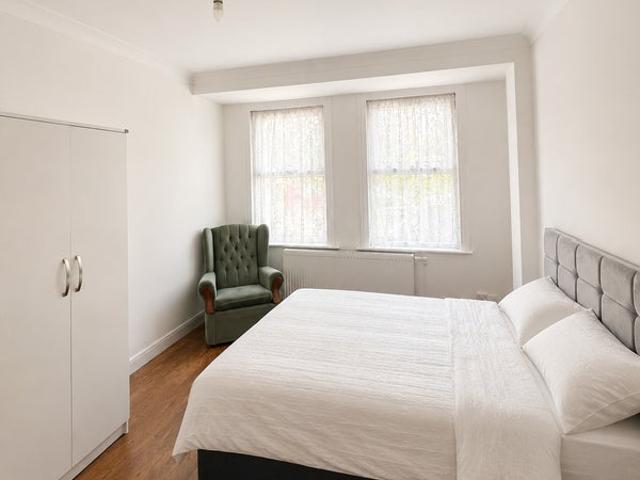 Stunning two bedroom flat in Wood Green!
